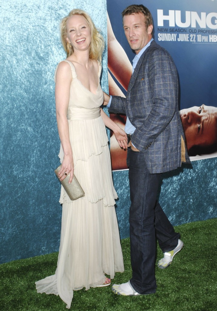 Thomas Jane & Anne Heche, both 50 years old, are in a relationship now