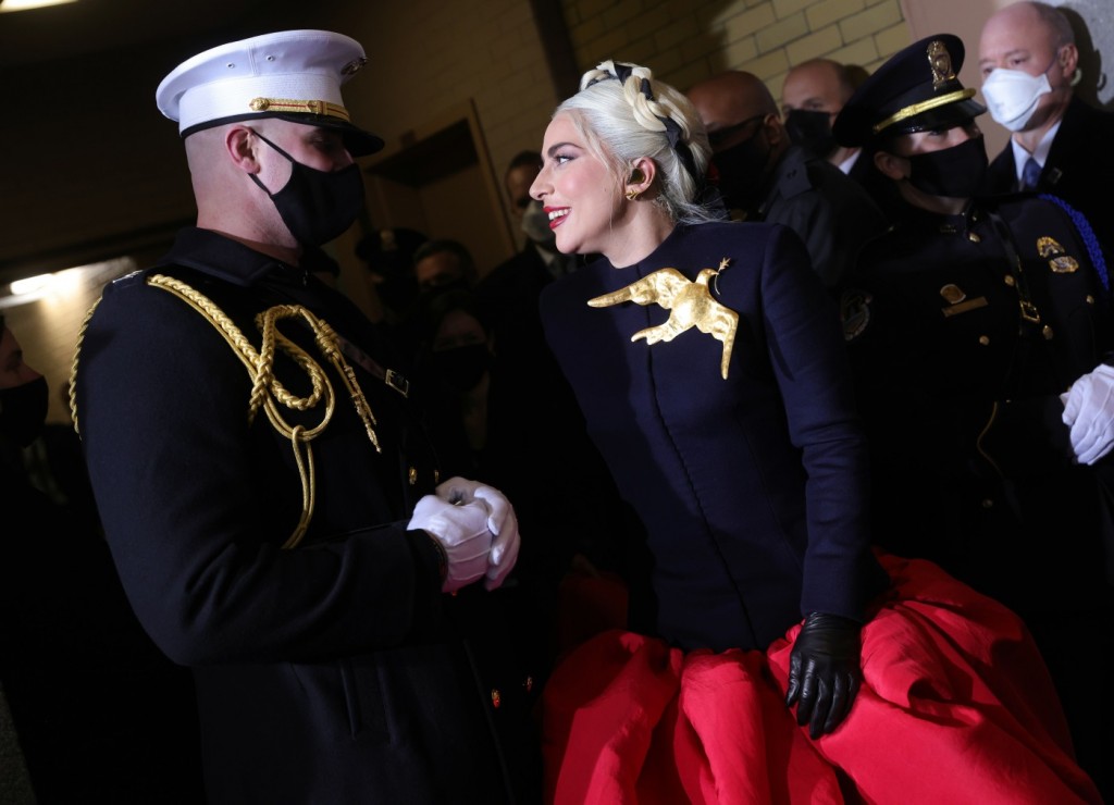 Cele|bitchy | Lady Gaga was a pretty fantastic choice to sing the ...