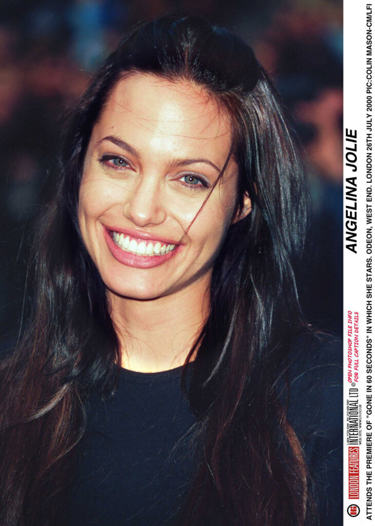Thin 90s eyebrows are back with a twist, should you try them?