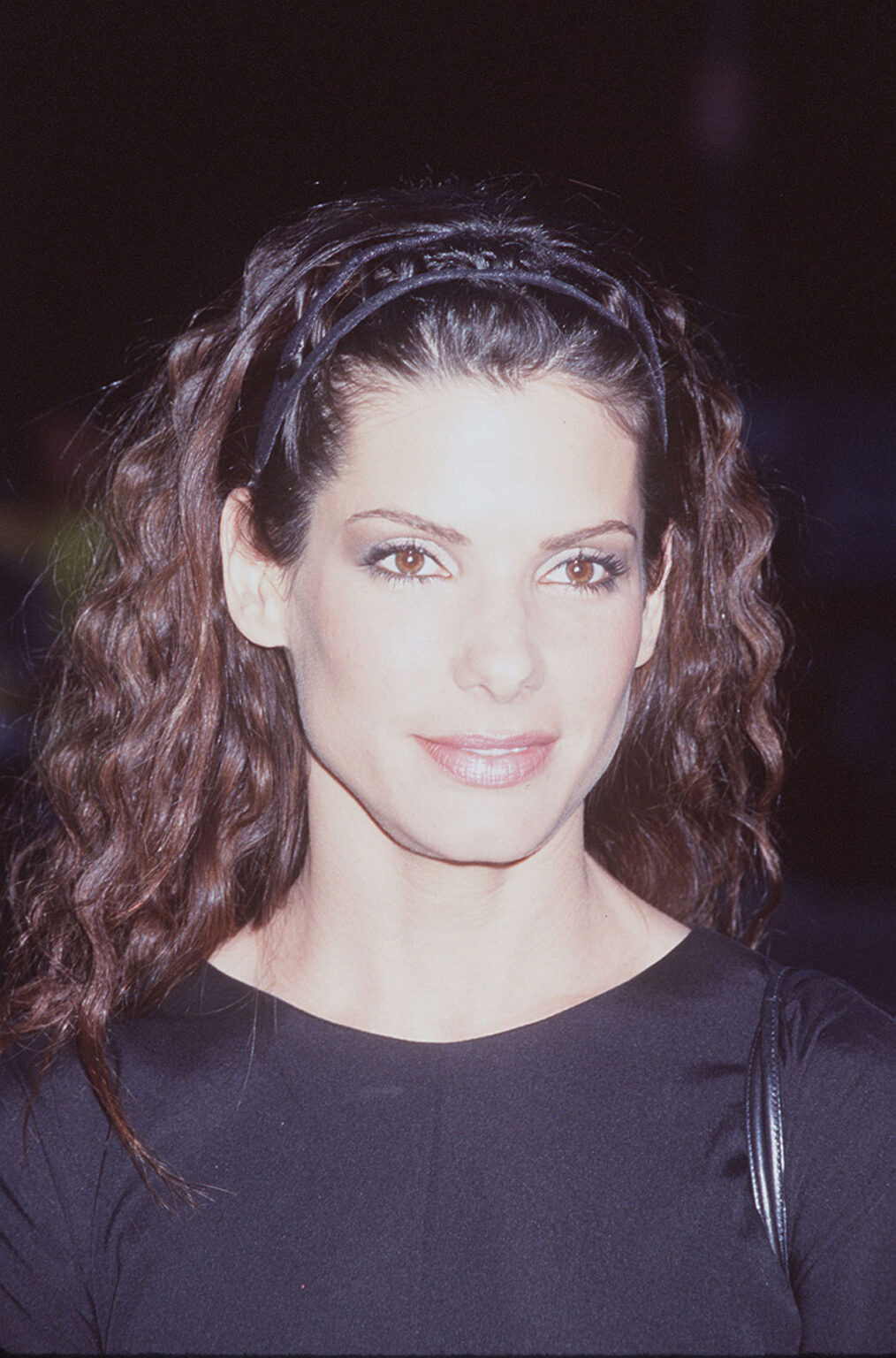 Thin 90s eyebrows are back with a twist, should you try them?