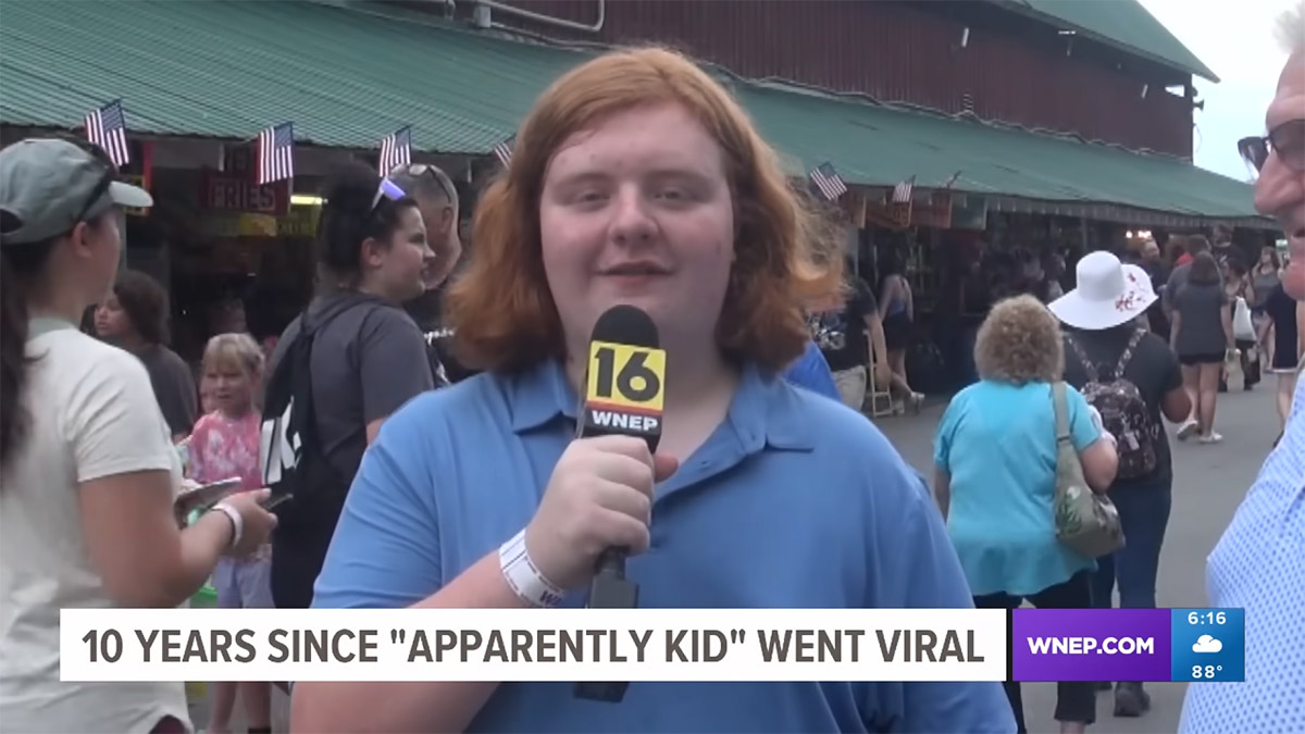 The ‘Apparently’ kid, now 15, recreated his viral moment at the county fair