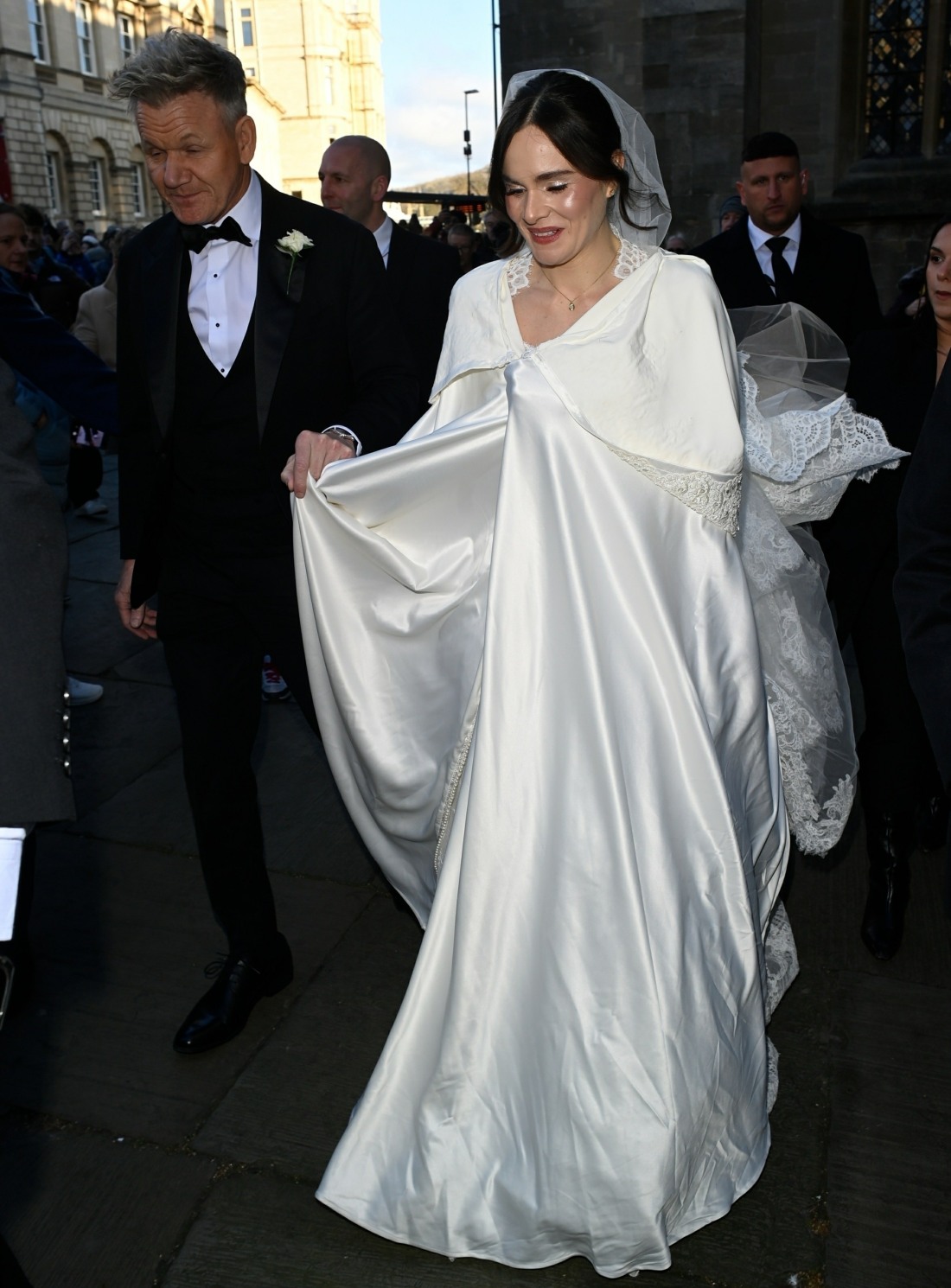 Cele|bitchy | Holly Ramsay arrives at Bath Abbey with father Gordon ...