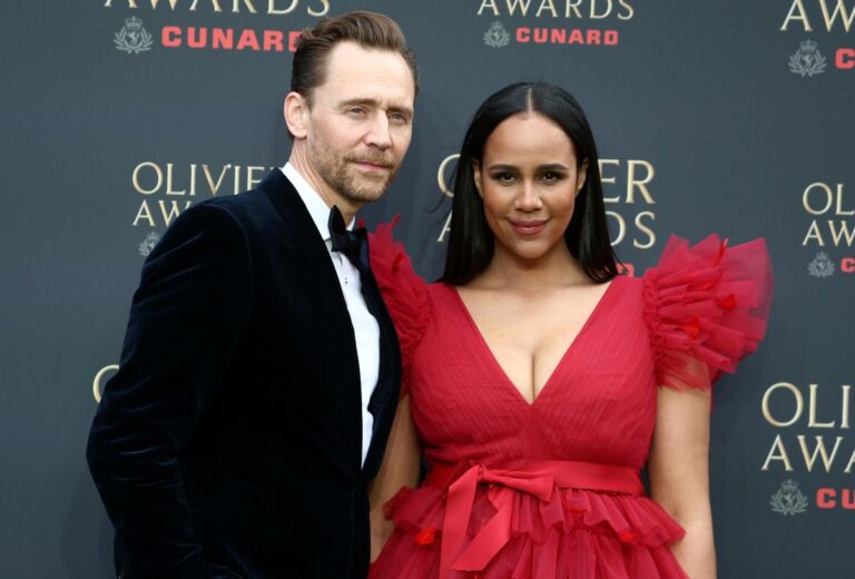 Tom Hiddleston & Zawe Ashton were loved up at the Olivier Awards last night