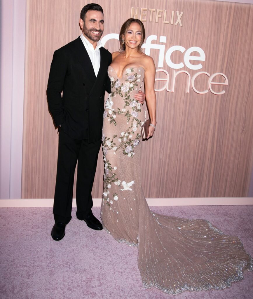 Jennifer Lopez wore a terrific Miss Sohee for the NYC ‘Office Romance ...